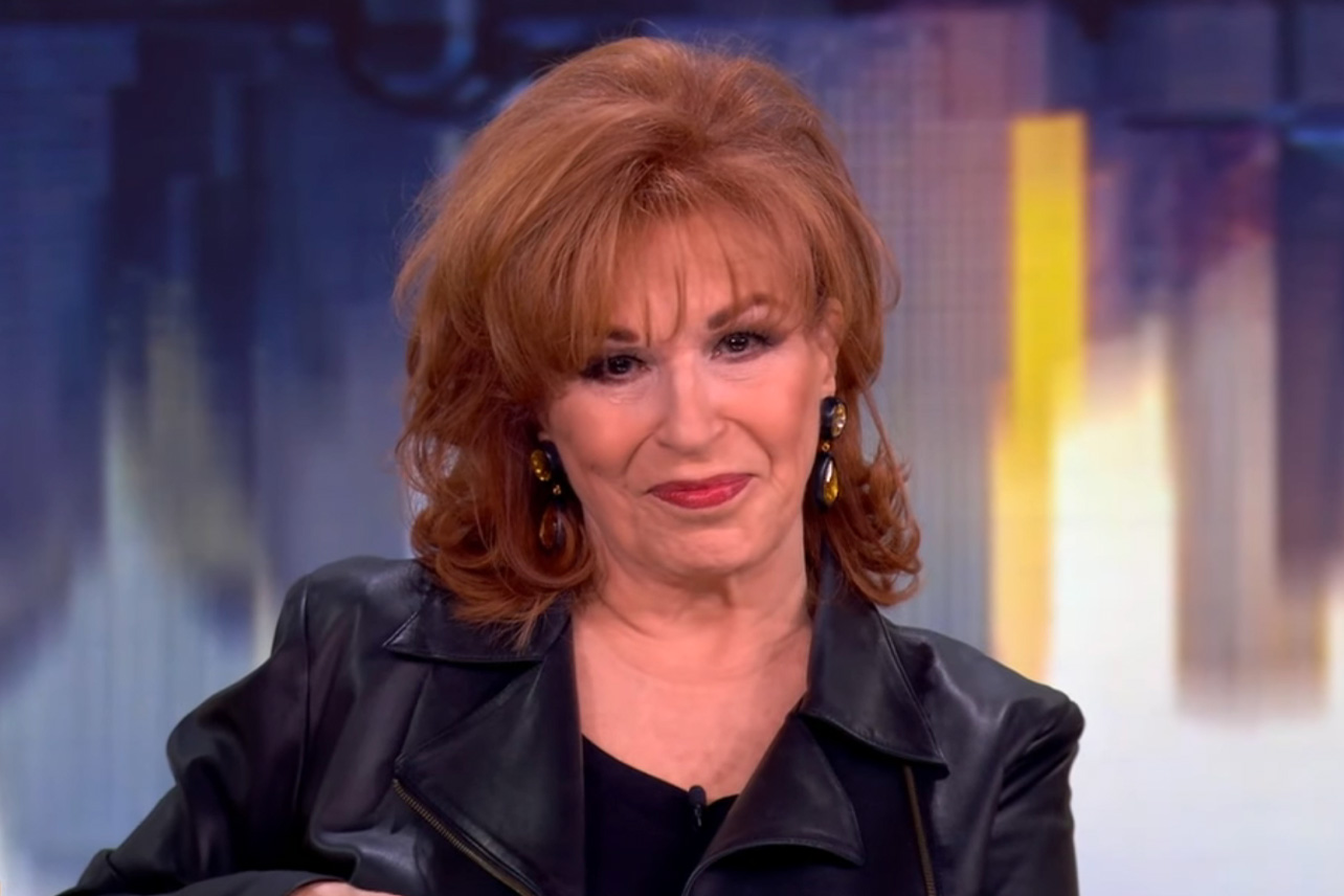 ‘The View’s Whoopi Goldberg Stops Joy Behar From Saying She Wants Trump ...