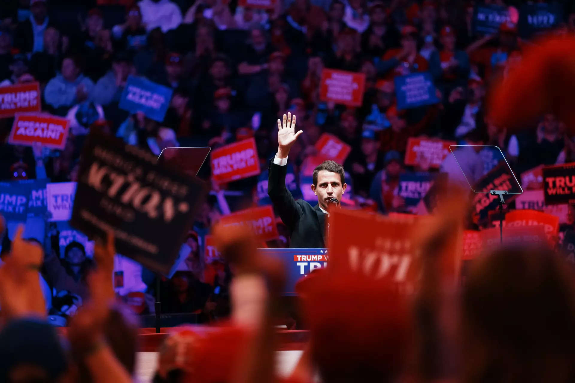 Comedian who mocked Puerto Rico as ‘Floating Island of Garbage’ at ...