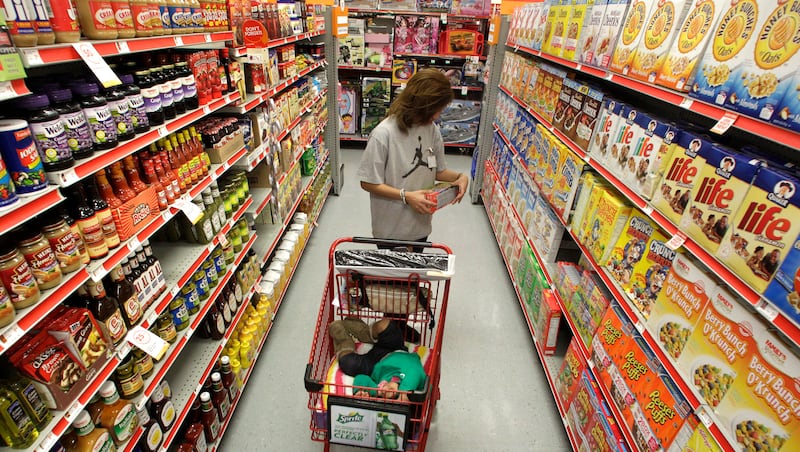 U.S. inflation ticks down in February but tariff concerns rising