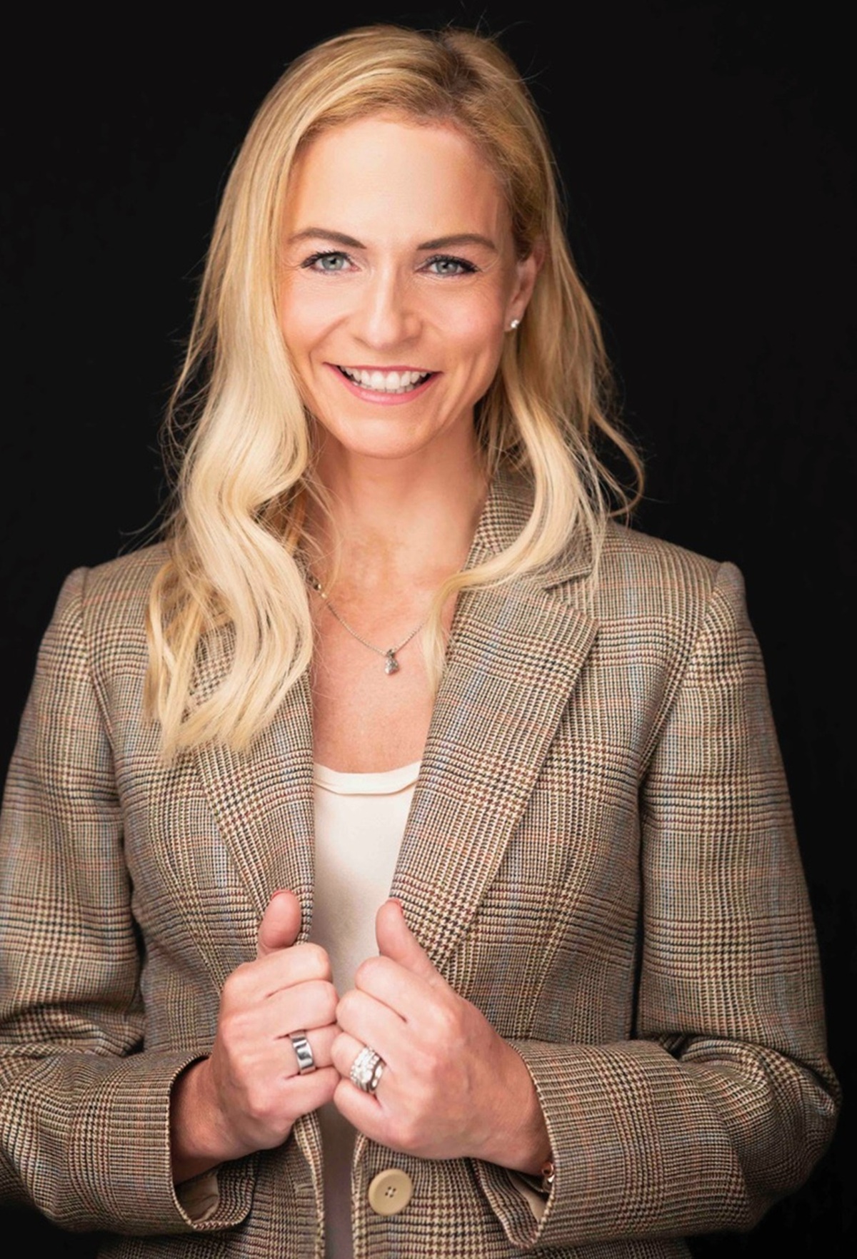 Expert Shares Why Japanese Women Have Less Severe Menopause Symptoms