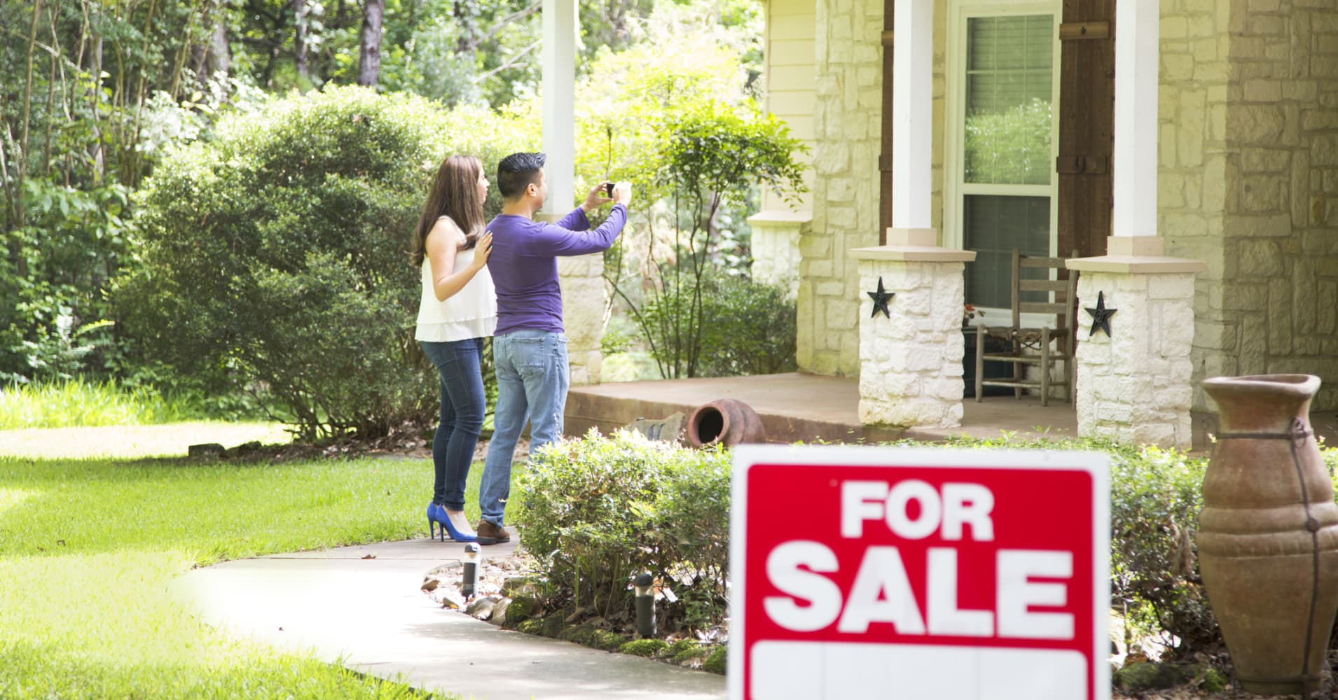 This step is ‘really important’ if you plan to sell your home in 2025 ...