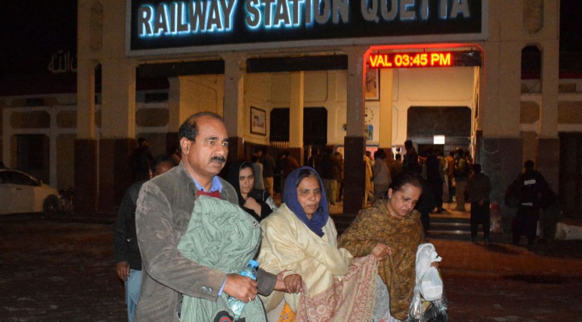 Pakistan frees Balochistan train hostages after deadly standoff with ...