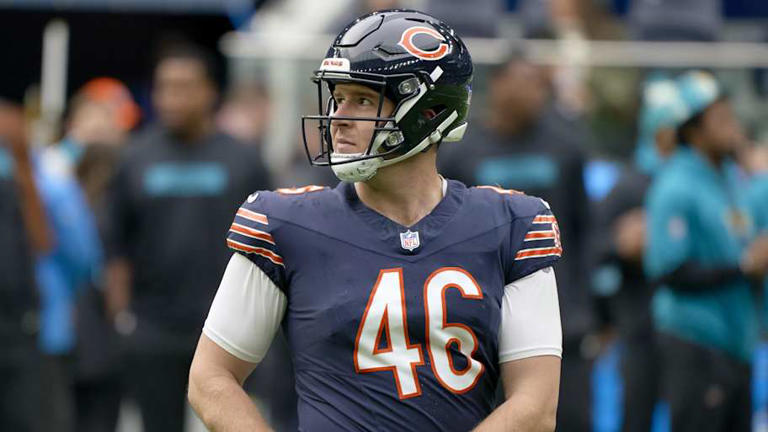 Former Notre Dame Special Teams Star Returns to Chicago Bears
