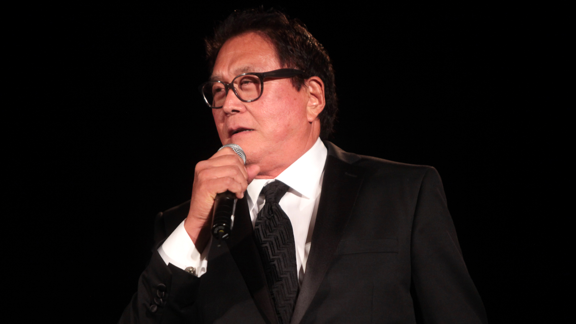 How Robert Kiyosaki bought a $4.5M home for $450K — and how you can, too