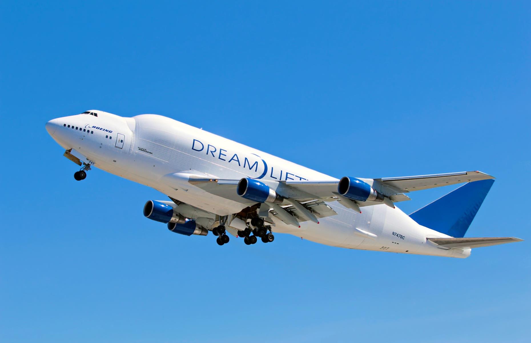 The most gigantic planes ever built, ranked