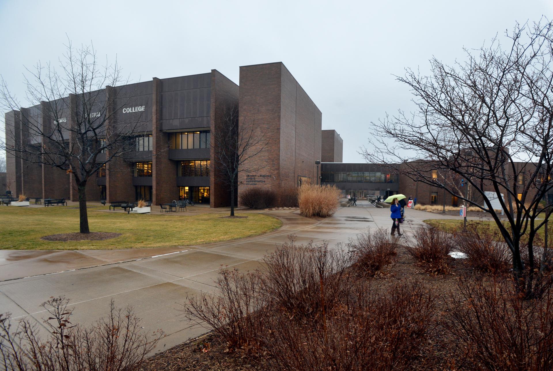 Illinois Central College won't offer on-campus housing after spring ...