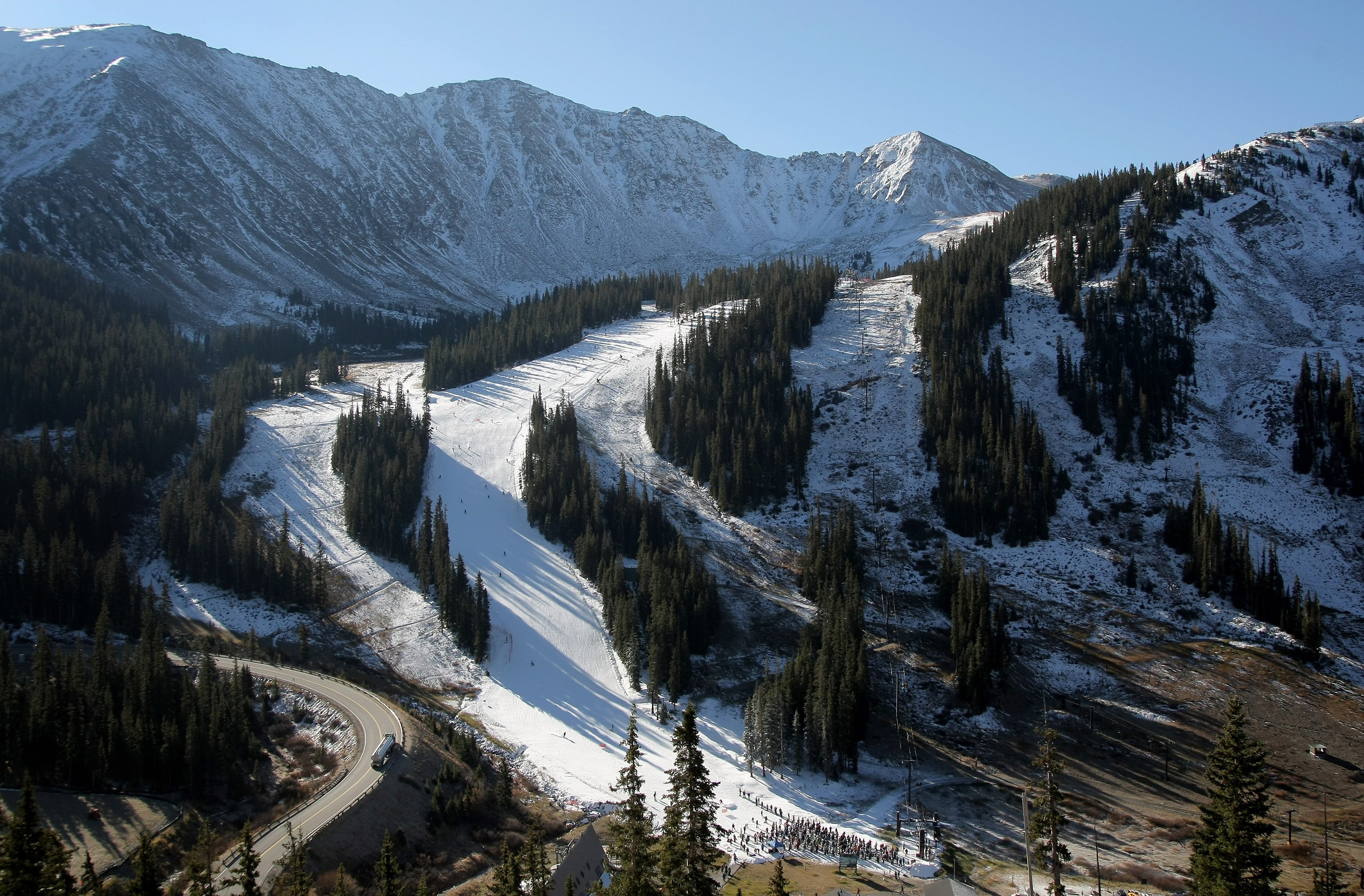 Skier dies after crashing into padded light pole at Colorado's Keystone ...