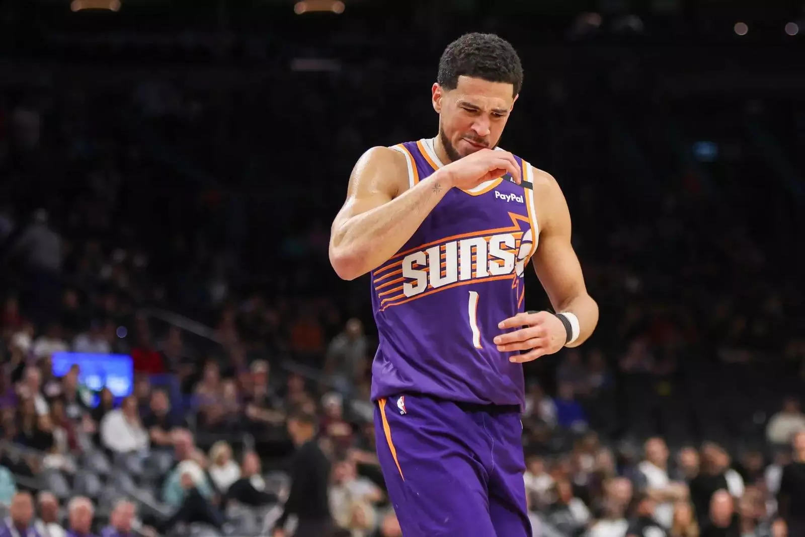 Will Devin Booker play tonight against the Houston Rockets? Latest ...