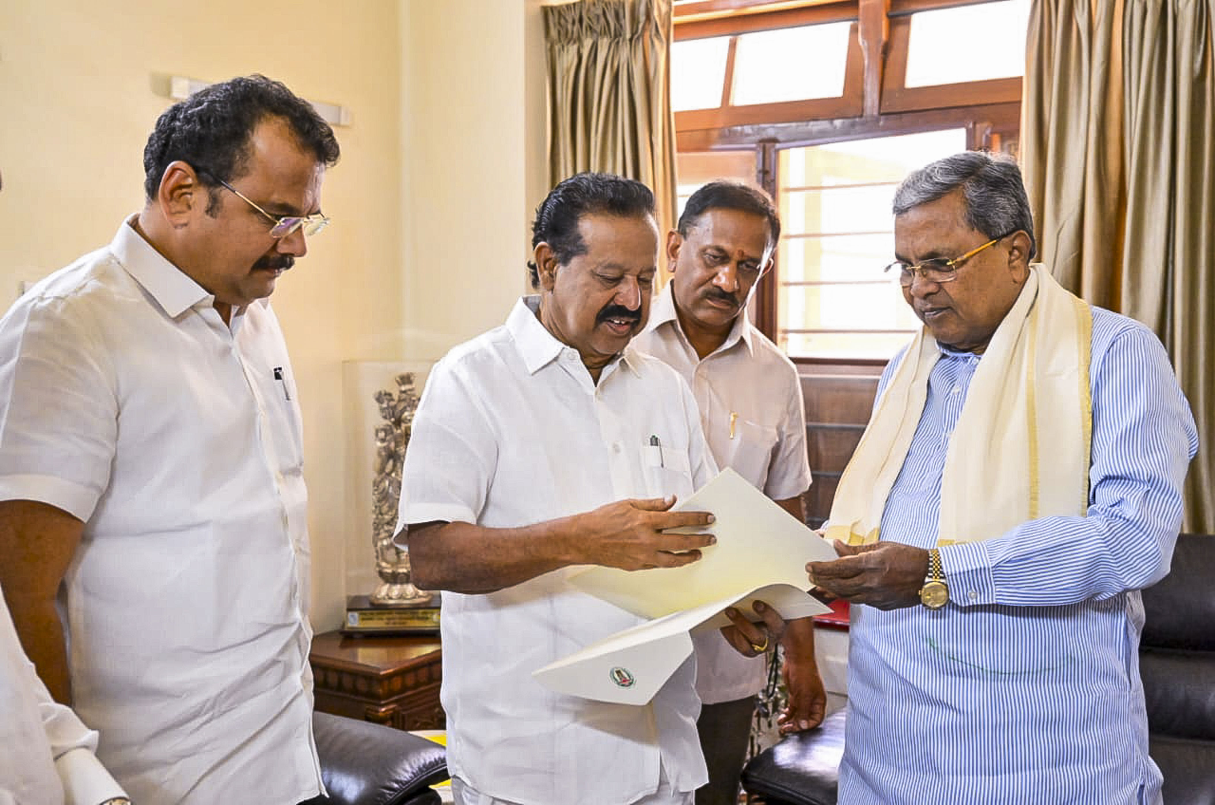 Karnataka CM backs DMK's campaign against LS constituency delimitation