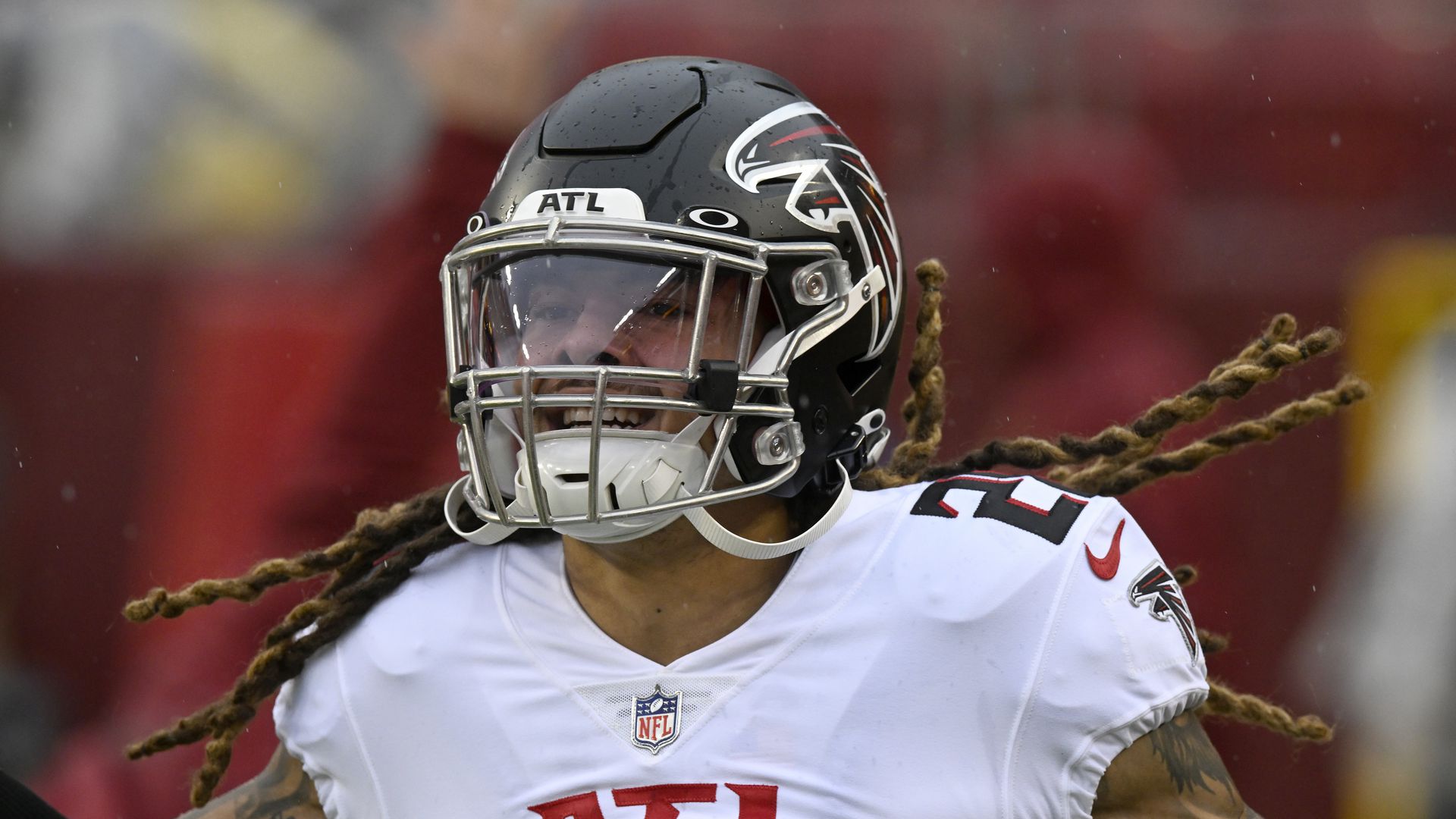 Falcons bring back CB and special teams ace Mike Ford