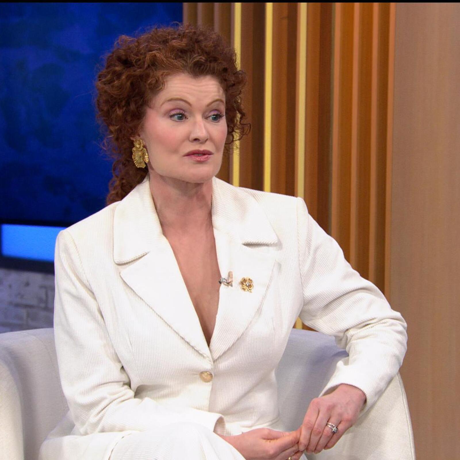 "Ghosts" star Rebecca Wisocky on her character's plot twist, show's success