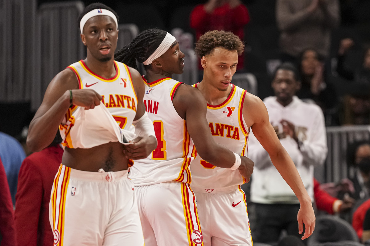 Hawks Make $2.7 Million Move to Land Ex-Spurs 6-Foot-9 Forward Before ...