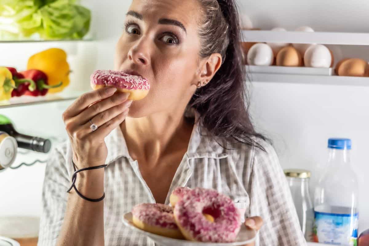 15 Healthy Foods to Eat When You’re Craving Something Sweet