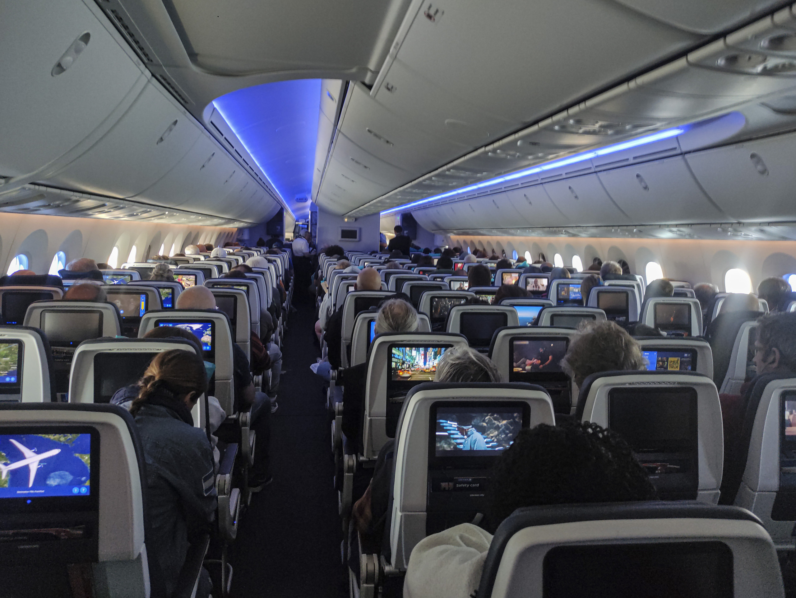 Tips for getting the best airline seats without paying extra