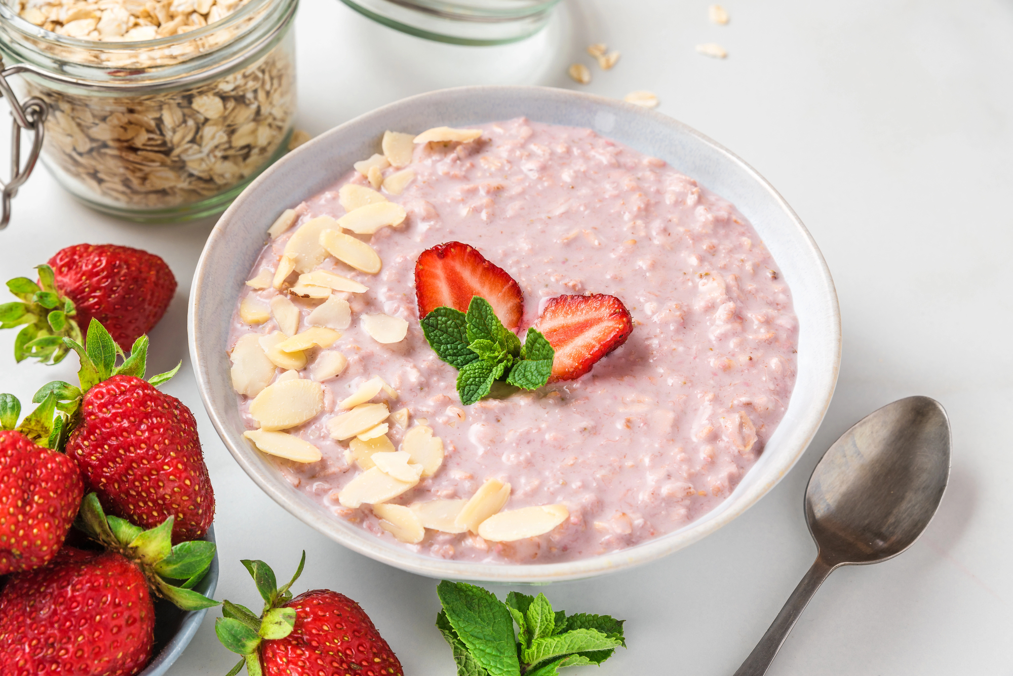 15 savory recipes that’ll change the way you see oatmeal