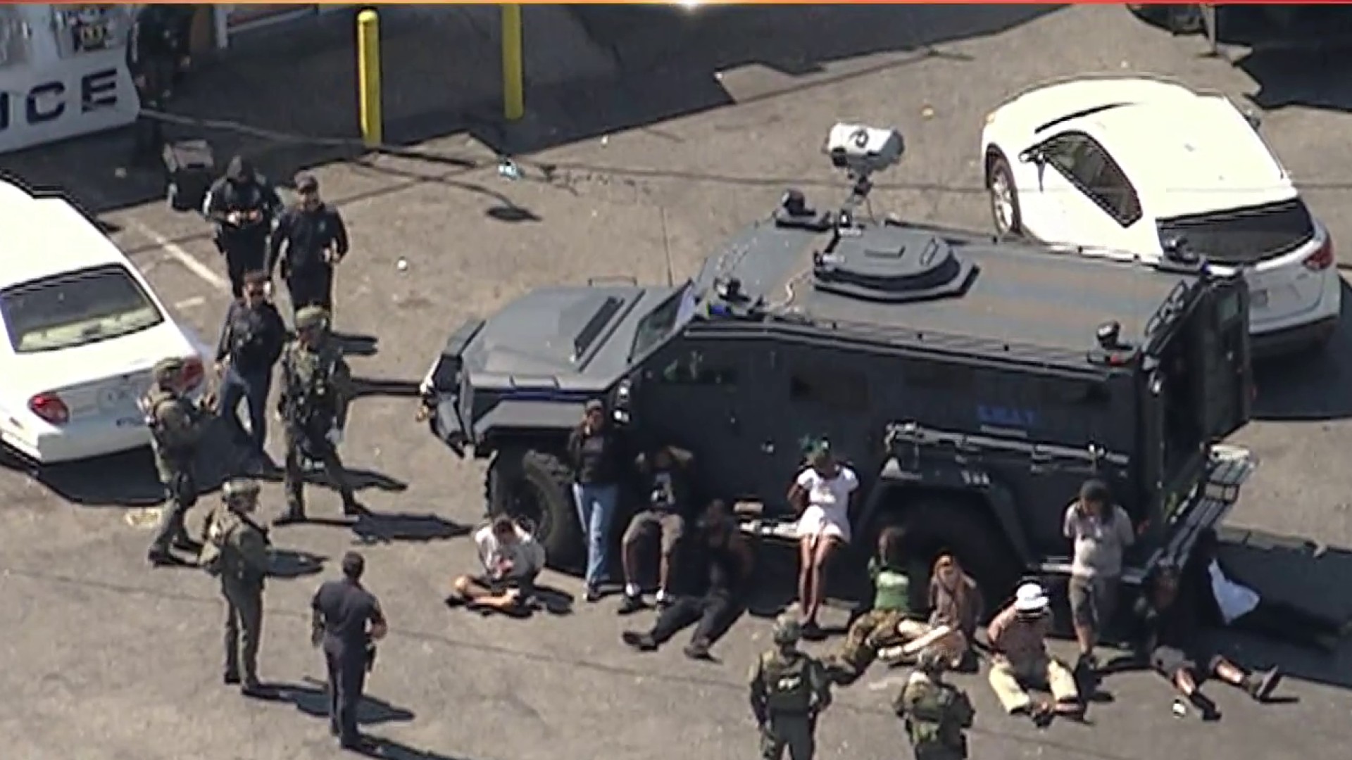 SWAT detains at least 10 at market in Miami for narcotics sale : Police