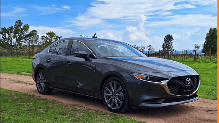 Sedán elegante de Mazda en la lista de los 10 más vendidos en México