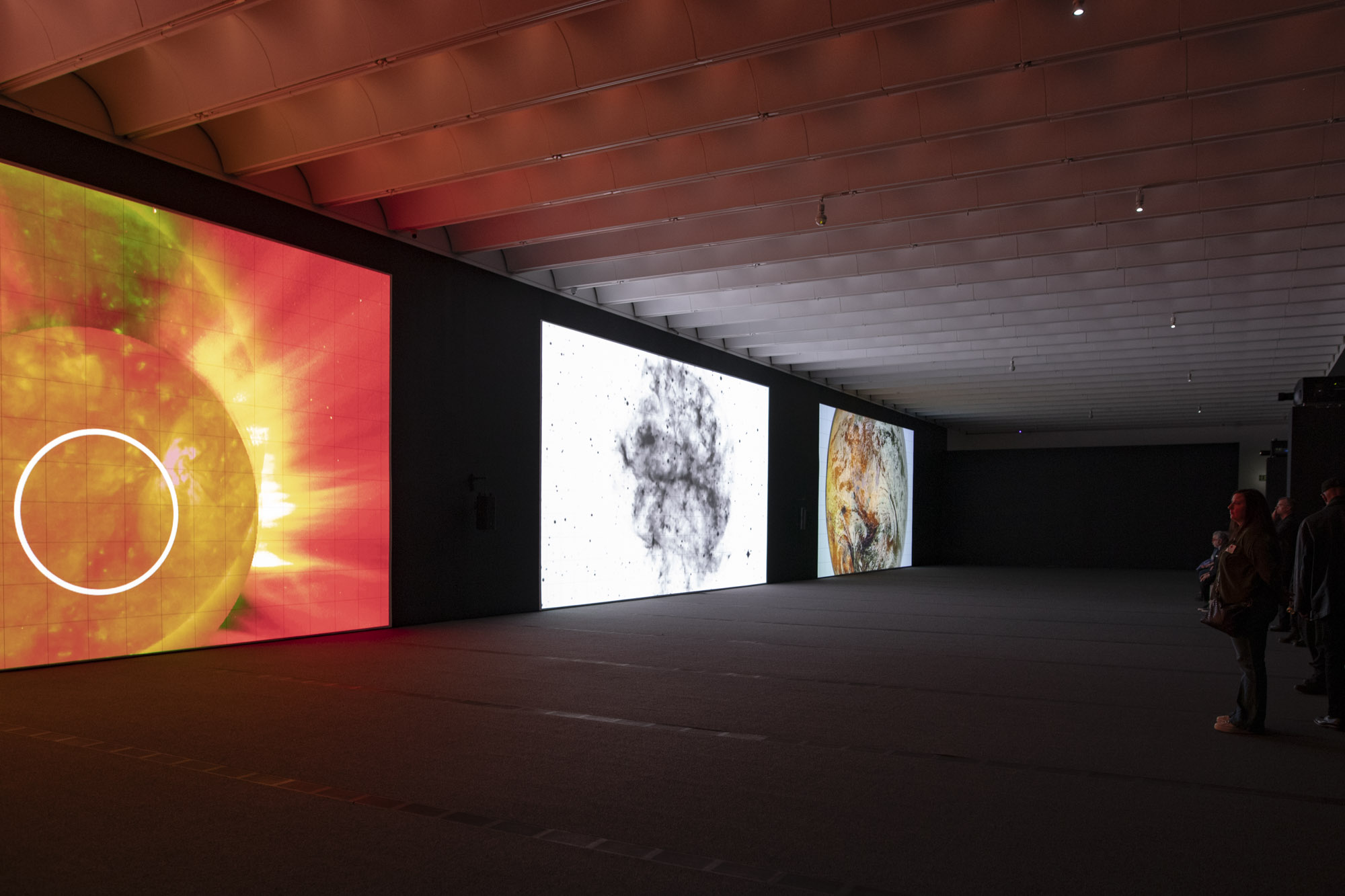 Encoding the infinite with “Ryoji Ikeda: data-verse”