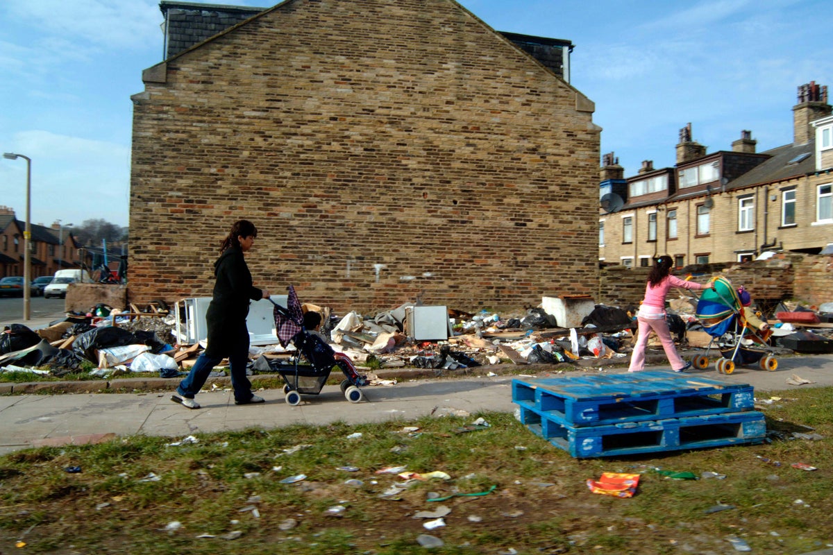 Poorest in Britain worse off than Slovenia and Malta after 15 years of ...