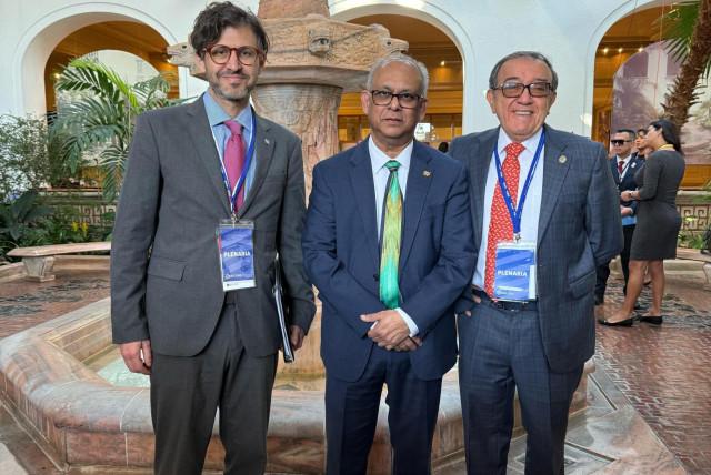 Viceministro Mauricio Jaramillo se reunió con Albert Ramdin, nuevo ...