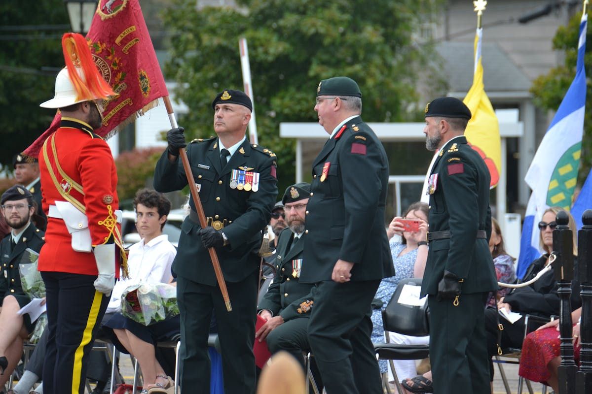 New leadership takes over P.E.I. regiment in historic change of command ...