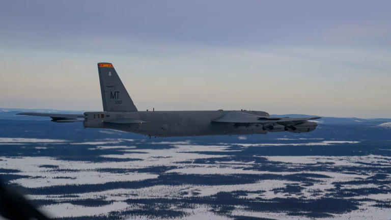 USAF B-52H Stratofortresses conduct first live weapons drop in Sweden