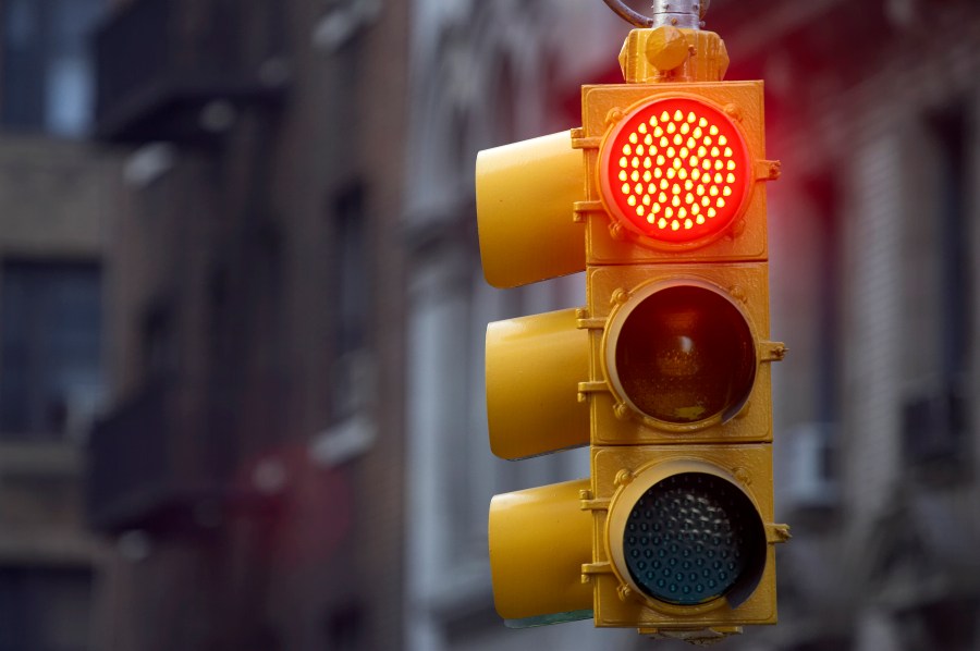 Lafayette Police cracking down on drivers running red lights