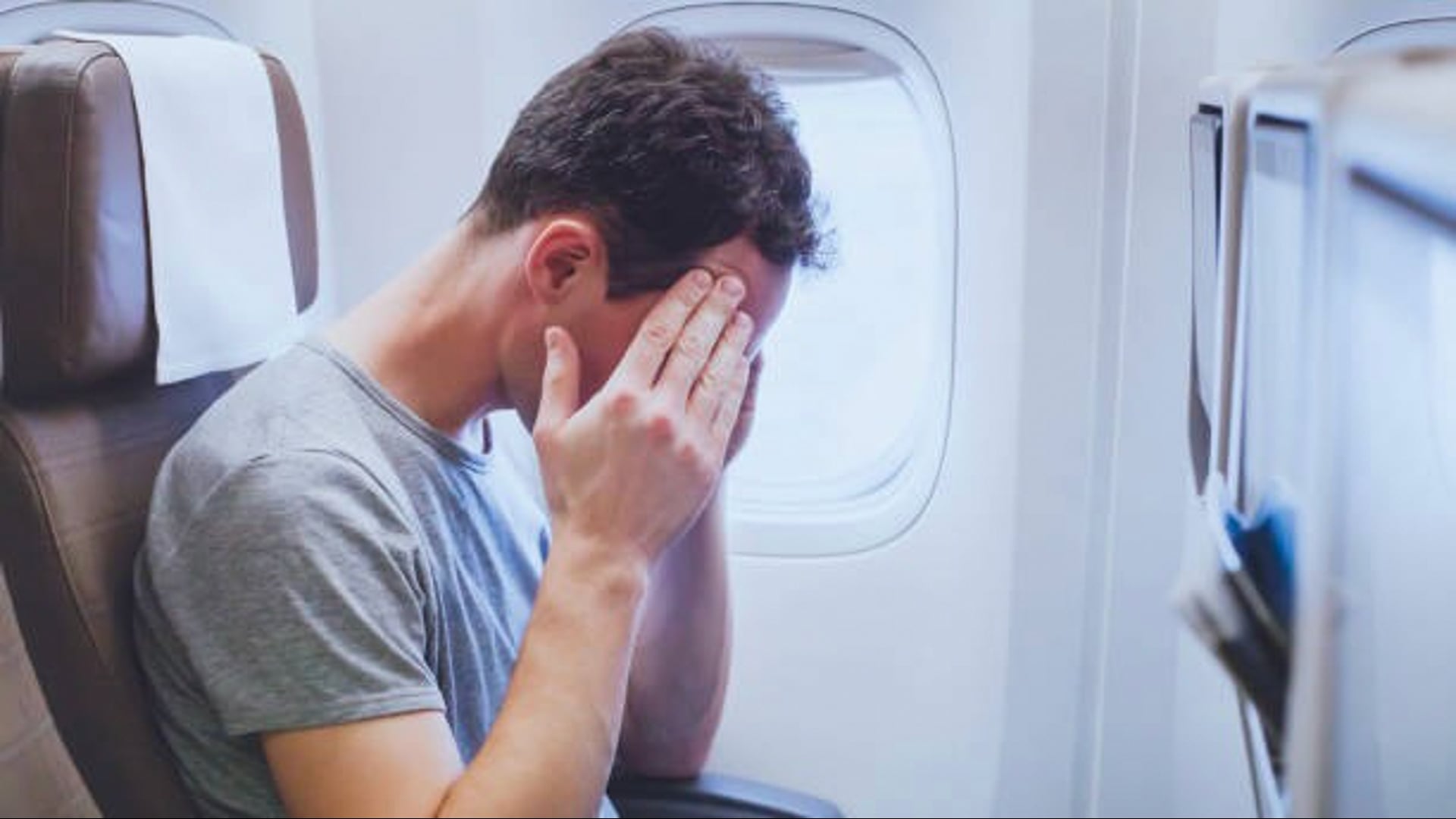 Tips To Manage Flight Anxiety & Feel More In Control