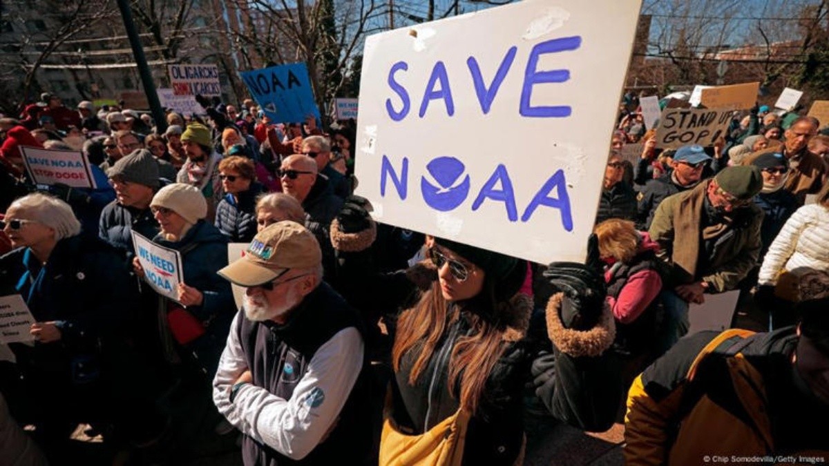 New cuts in Trump Administration: NOAA lays off 1,000