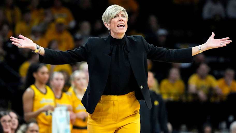 This Holds Iowa Back From Higher NCAA March Madness Seed, per ESPN ...