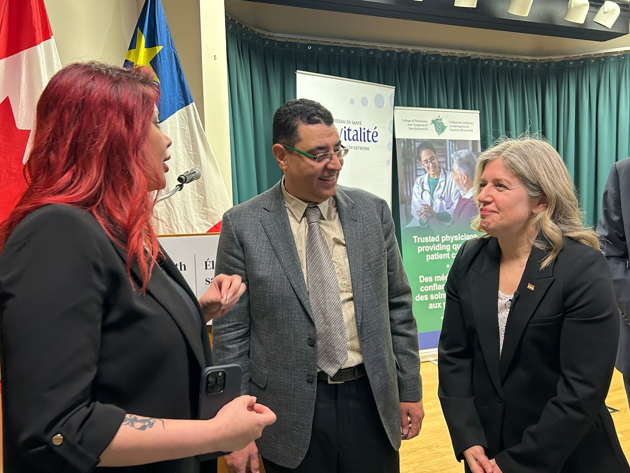 Foreign-trained family doctors graduate from N.B. licensing program