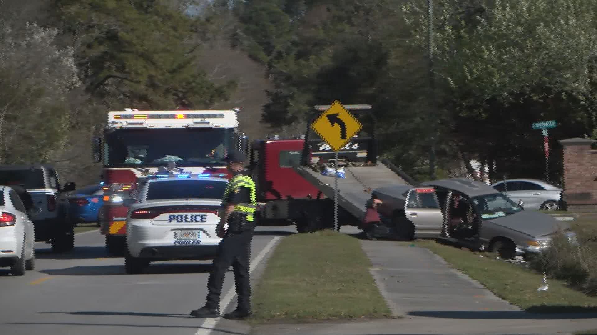 Pooler Police Officer involved in crash near Pine Barren Road