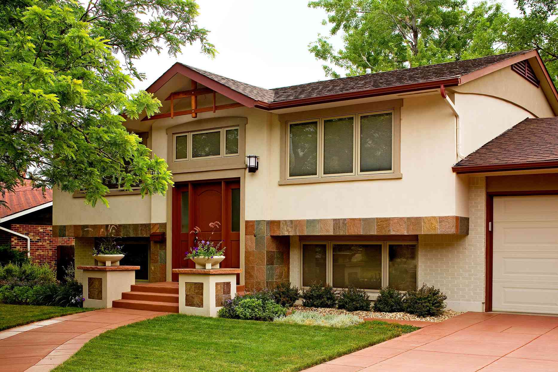 What Is a Bi-Level House?