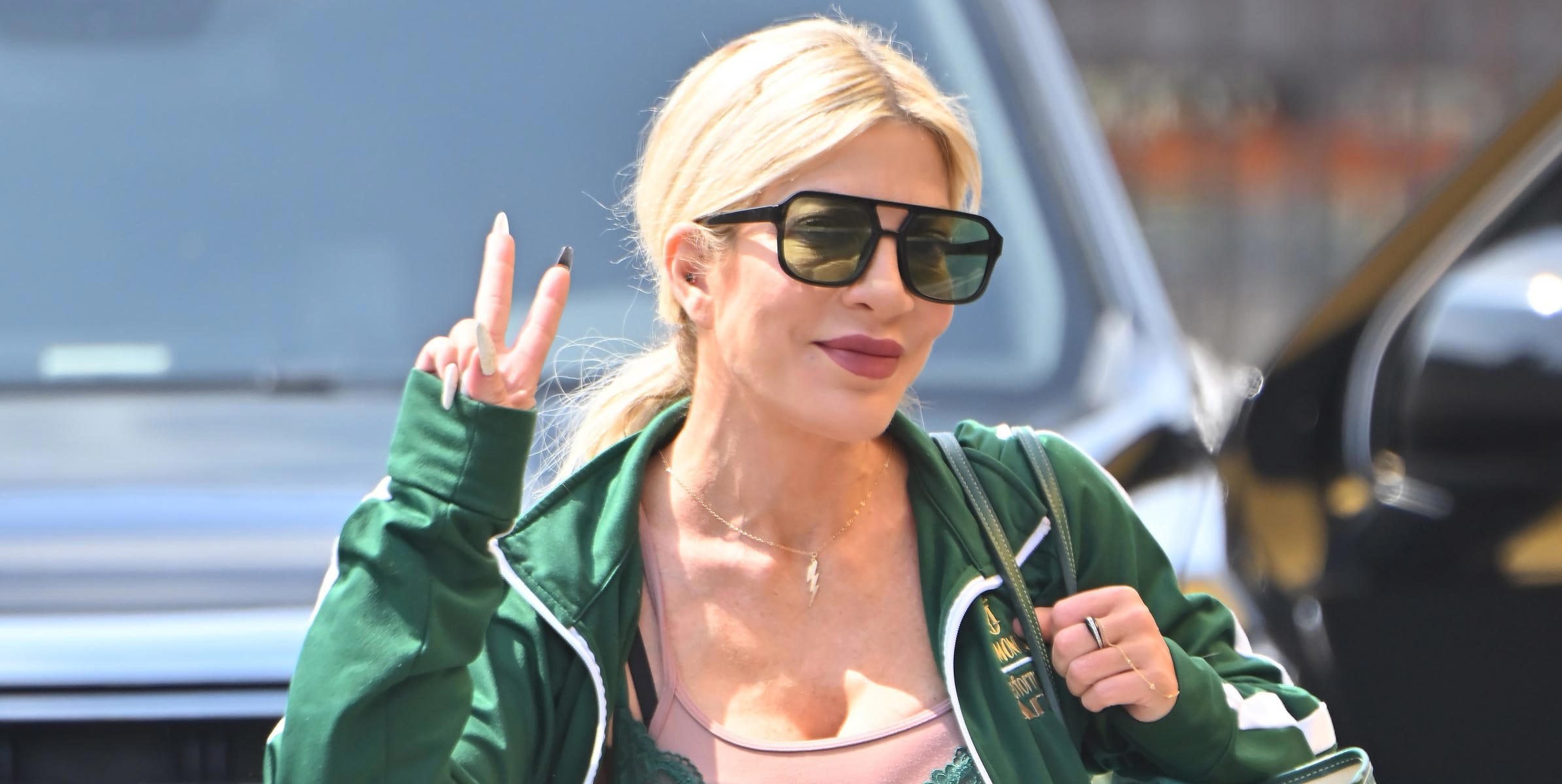 Tori Spelling Says She Never Drinks Water: 'How I'm Still Living, No ... Tori Spelling Says She Never Drinks Water: 'How I'm Still Living, No ...