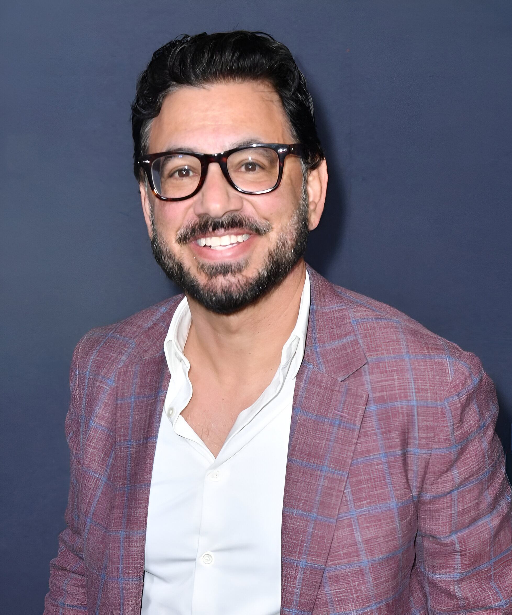 Comedian Al Madrigal back on the road with launch in Madison
