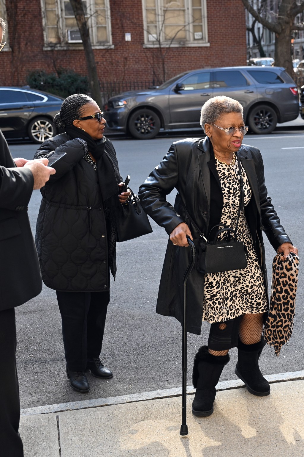 Biggie Smalls’ exes Faith Evans and Lil’ Kim attend his mom Voletta ...