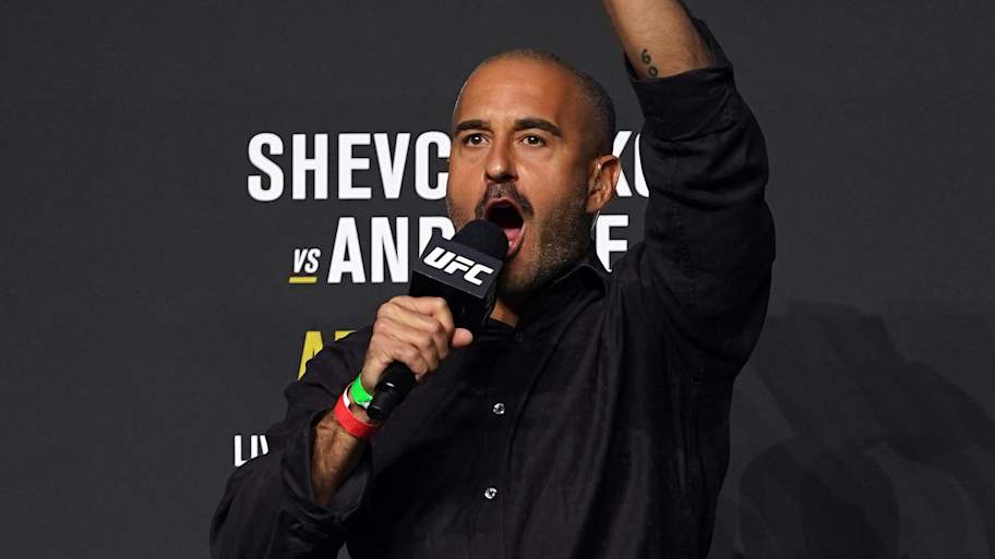 UFC commentator Jon Anik wants Justin Gaethje to get next lightweight ...