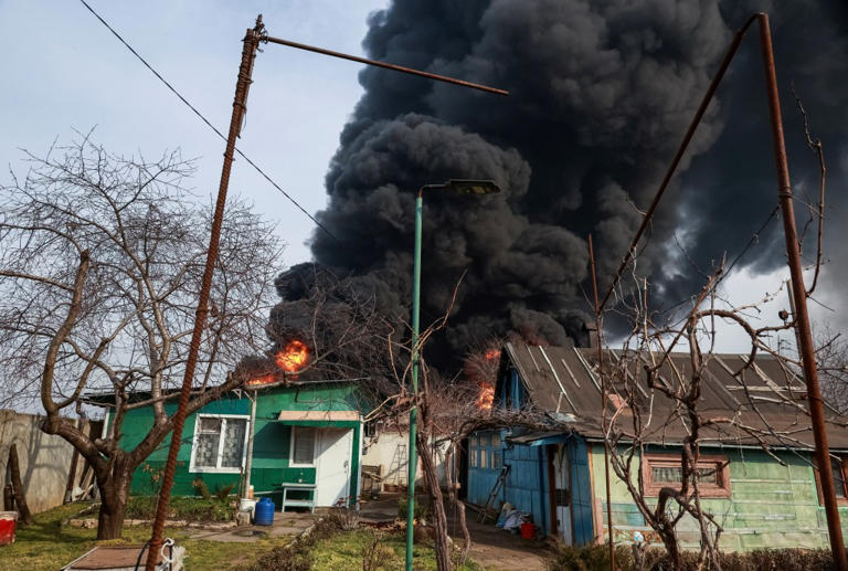 Russia says no peacekeepers in Ukraine ‘under any conditions’ as Trump reups threat of ...