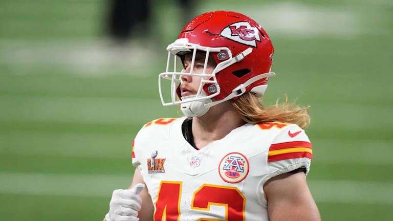 What Chiefs Signing RB Means for Former Bruin Carson Steele