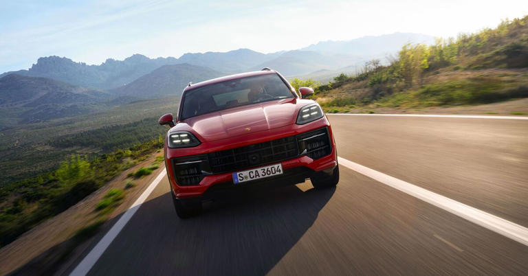 Porsche Confirms Electric Cayenne Debut Date