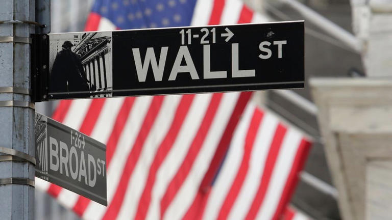 Wall Street volatility: What Iowa investors need to know