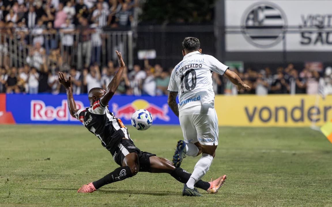 Grêmio espanta nova zebra e se classifica na Copa do Brasil