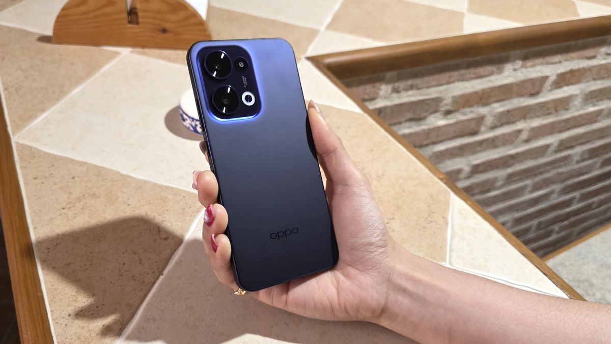 El Oppo Reno 13 5G me ha conquistado por su diseño y características que lo acercan a la gama alta