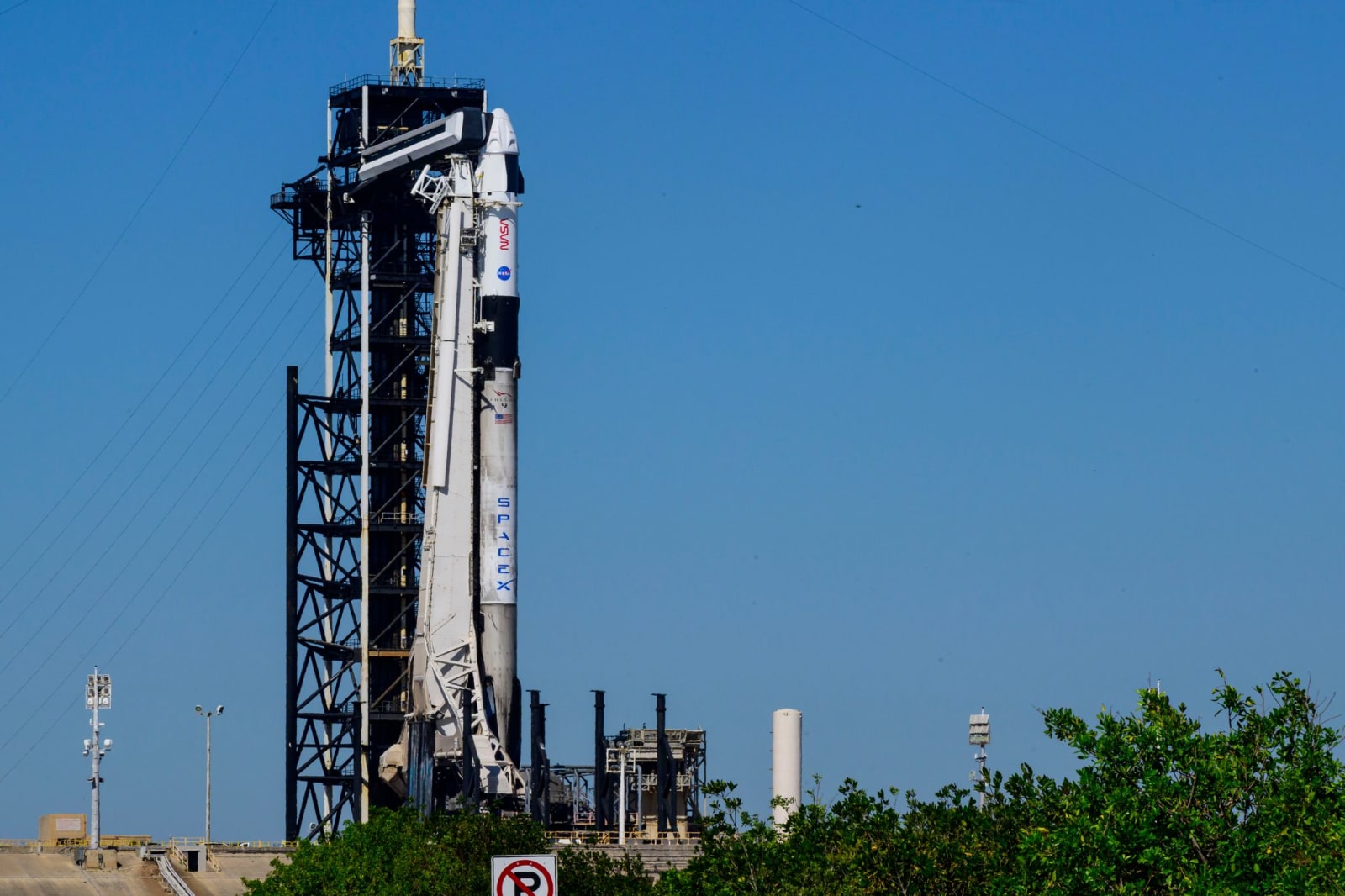 US astronauts face another delay after NASA scrub crew-swap launch