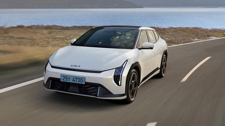 [영상] “500㎞에 3000만원”···칼갈은 기아 ‘EV4’