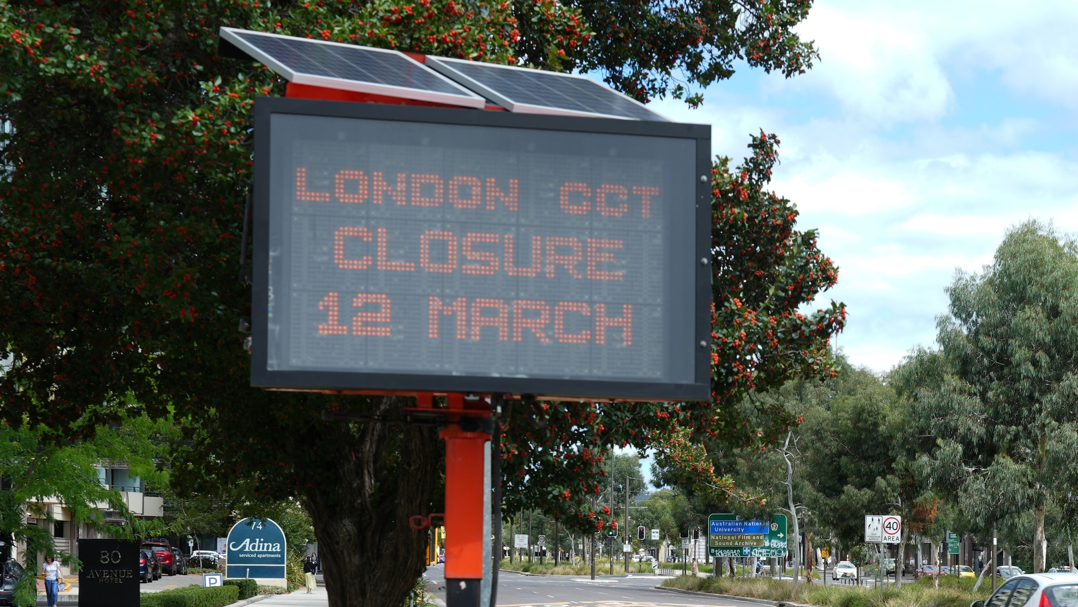 Eastern side of London Circuit closes as construction on light rail ...