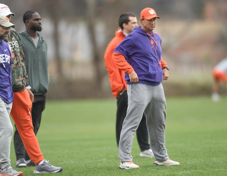 Why Dabo Swinney thought QB Cade Klubnik was 'average' in Clemson ... Why Dabo Swinney thought QB Cade Klubnik was 'average' in Clemson ...