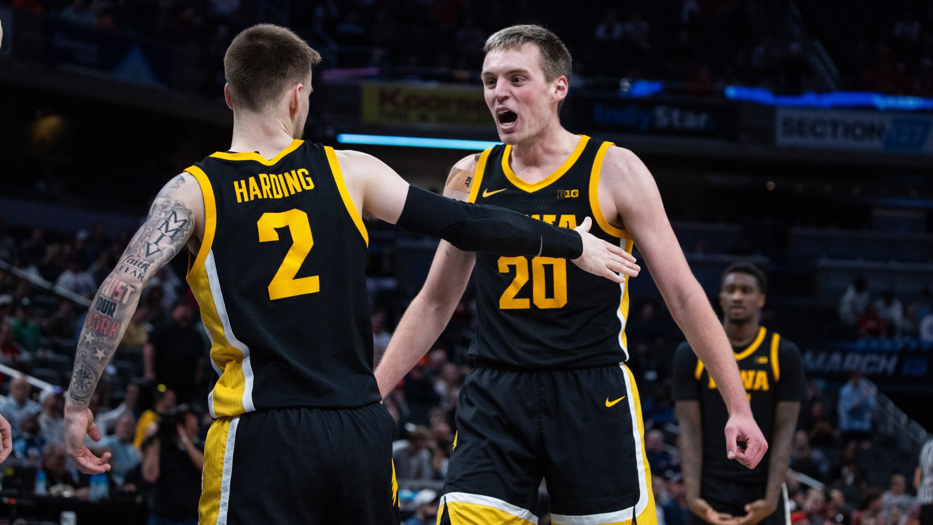 Harding hits late 3 to help Iowa pull away and beat Ohio State 77-70 in ...