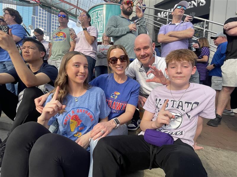 KU, K-State fans step out for back-to-back Big XII Tournament games
