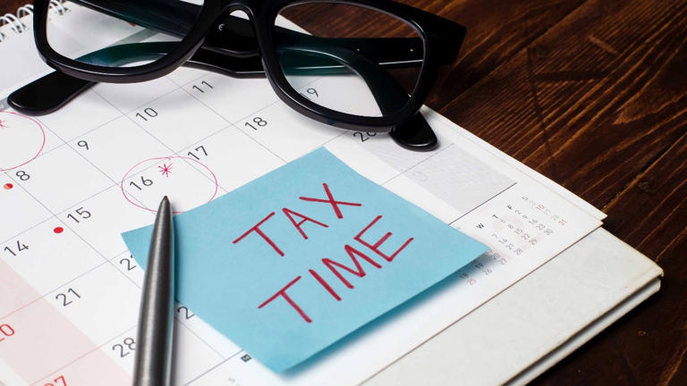 Is Form 16 necessary for ITR filing? What to do if you don't have it? Is Form 16 necessary for ITR filing? What to do if you don't have it?